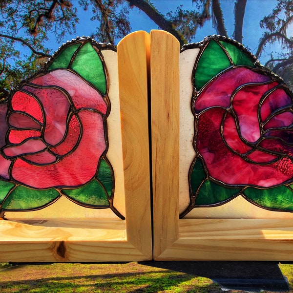 BOOK ENDS Rose Stained Glass Bookends - Etsy.de