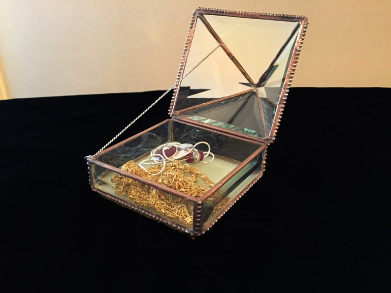 JEWELRY BOX Clear Bevel Square Glass Jewelry Box With Pyramid Top and ...