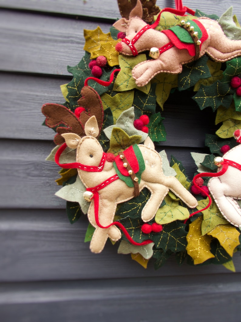 Winter Wreath PAPER SEWING PATTERN 'The Jingle of | Etsy