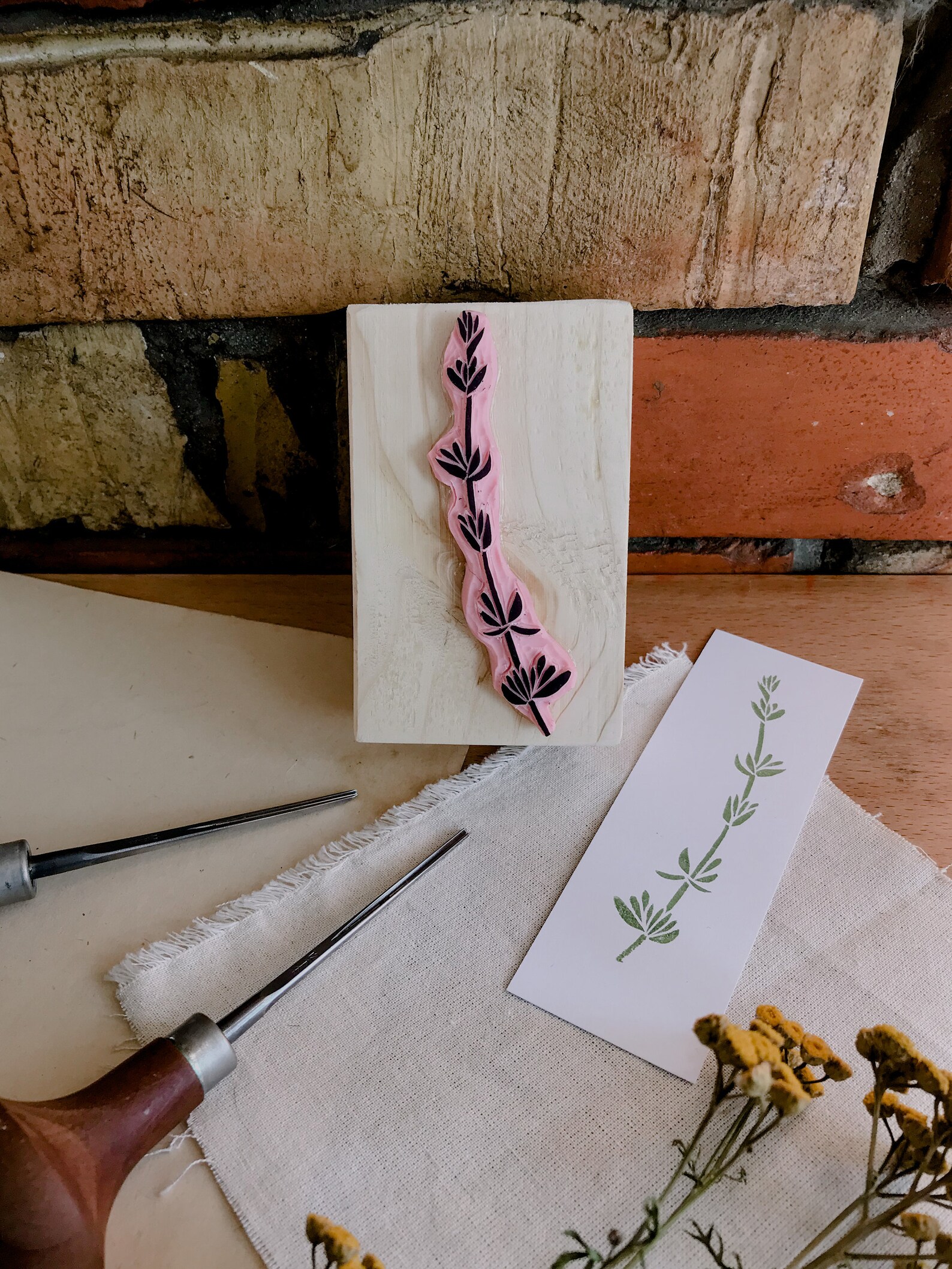 Thyme Herb Rubber Stamp / Herbal Plant Stamp / Garden Lover Gift / Rustic Stationery / Natural ...