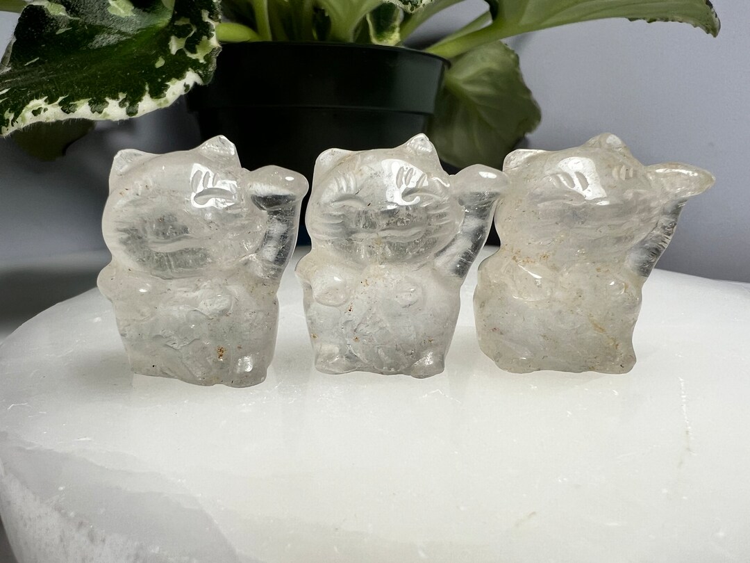 Crystal Quartz Lucky Cat | Maneki-neko - Etsy