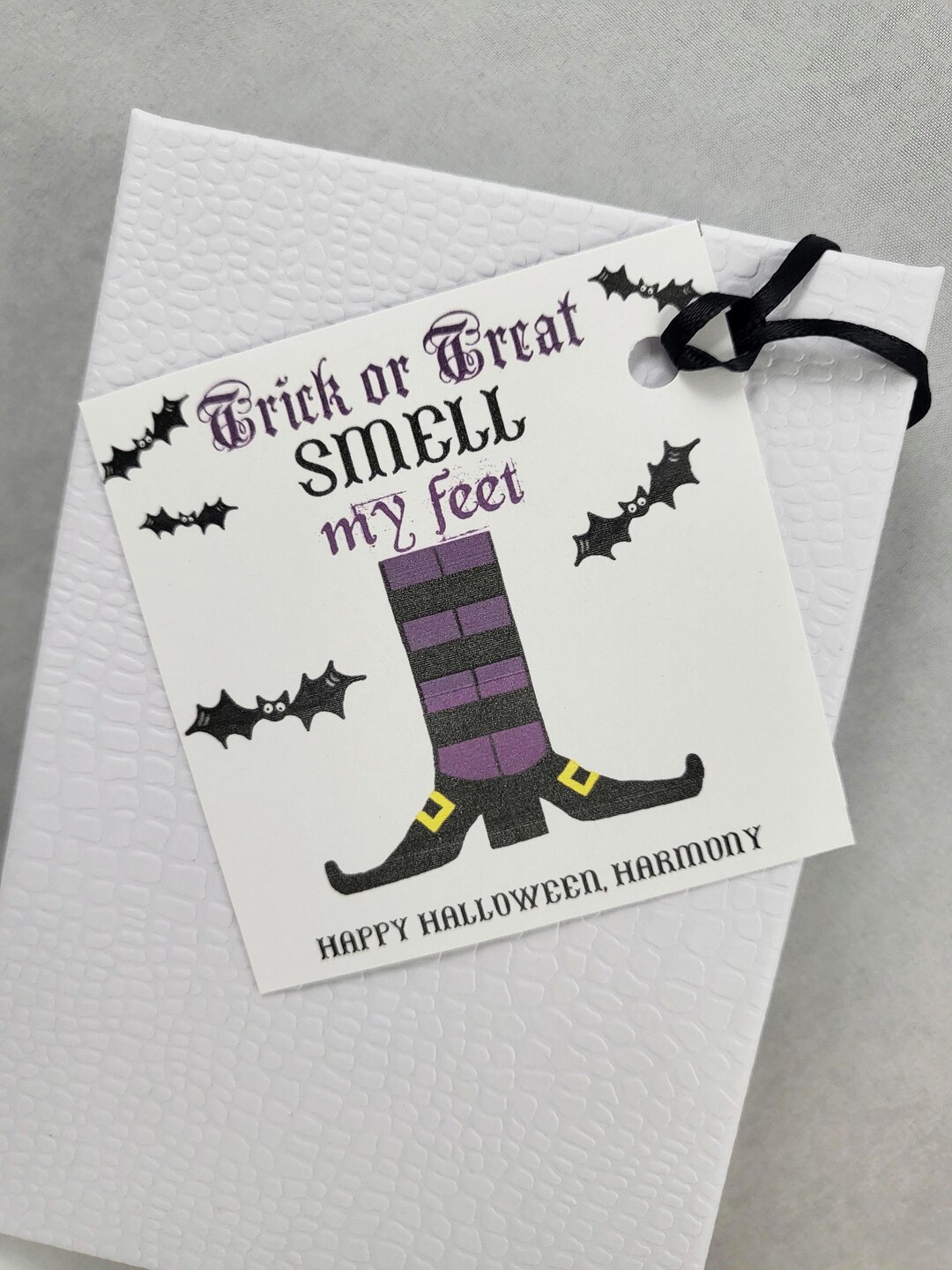 Digital Gift Tag, TRICK OR TREAT Smell My Feet Tag, Happy Halloween Tag ...
