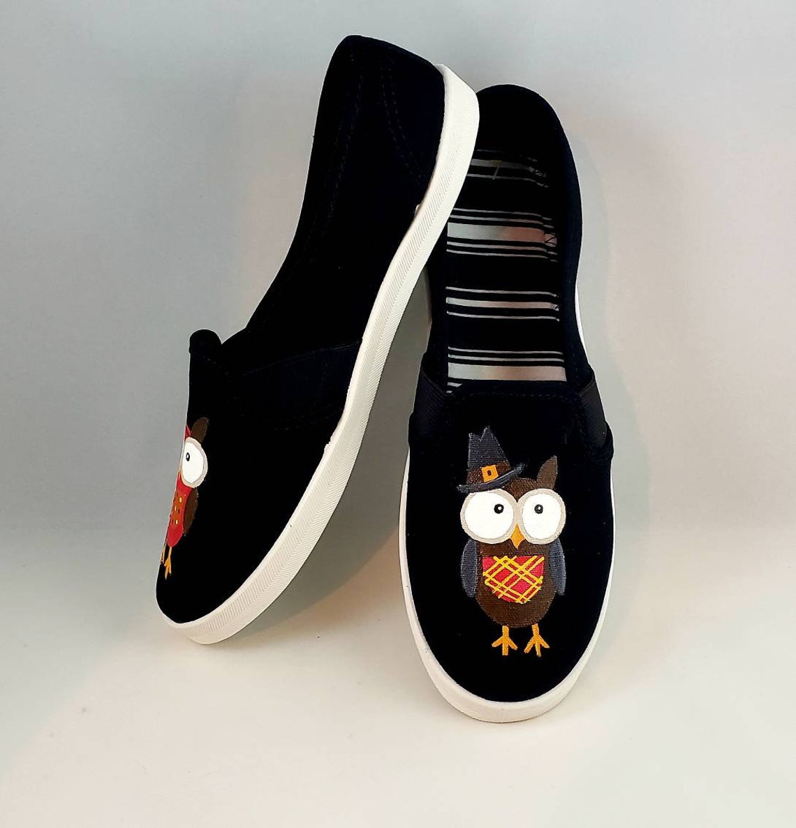 THANKSGIVING Hand PAINTED SHOES owl shoes pilgrim and indian | Etsy