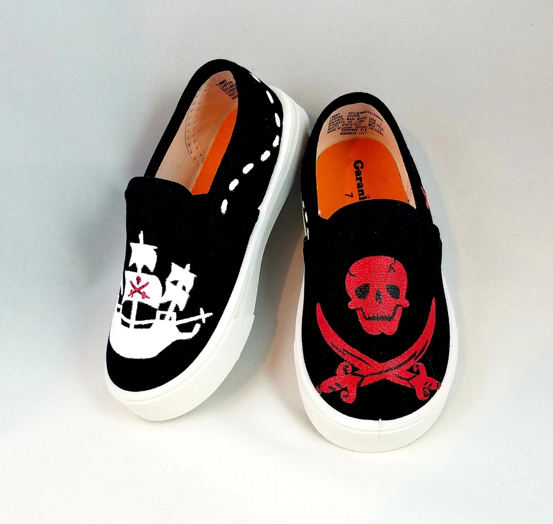 PIRATE SHOES Skull and Swords Pirate Ship Hand PAINTED - Etsy