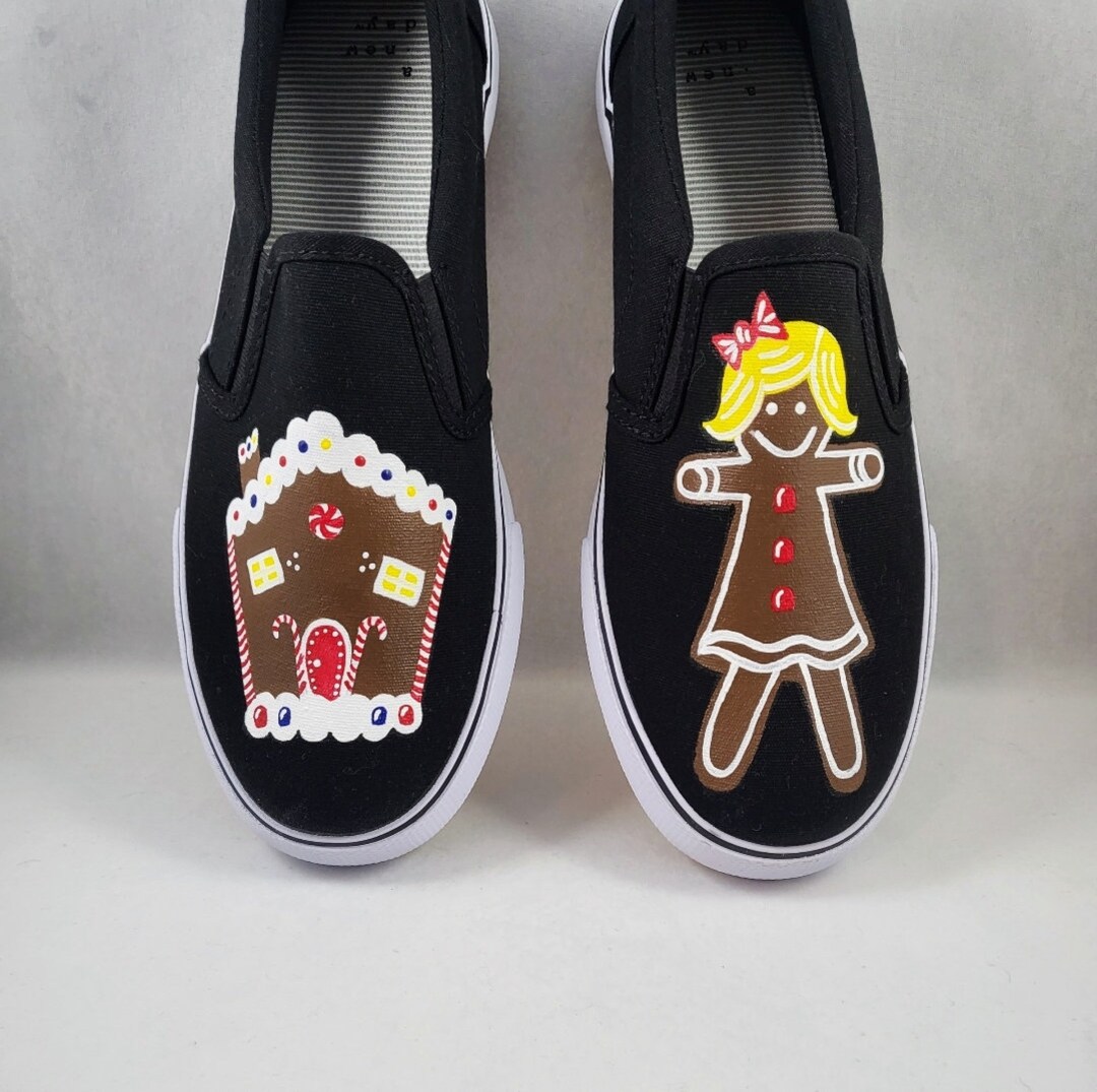 Hand PAINTED CHRISTMAS SHOES, Gingerbread Girl Shoes, Gingerbread House ...