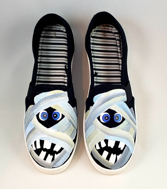HAND PAINTED HALLOWEEN Shoes Mummy shoes Halloween costume | Etsy