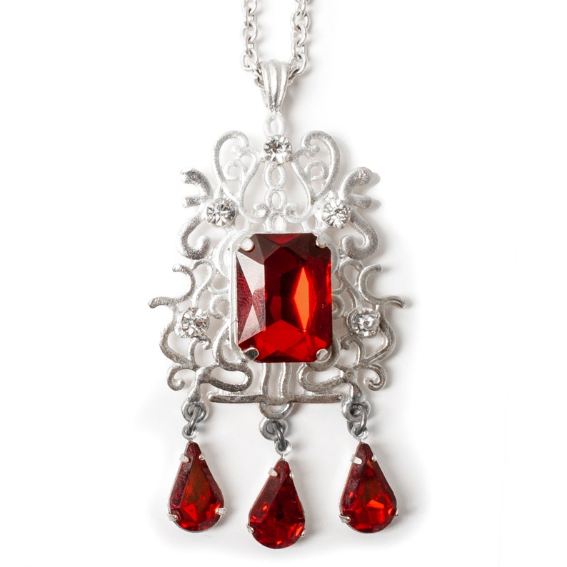 Carlotta Vertigo Pendant - Etsy