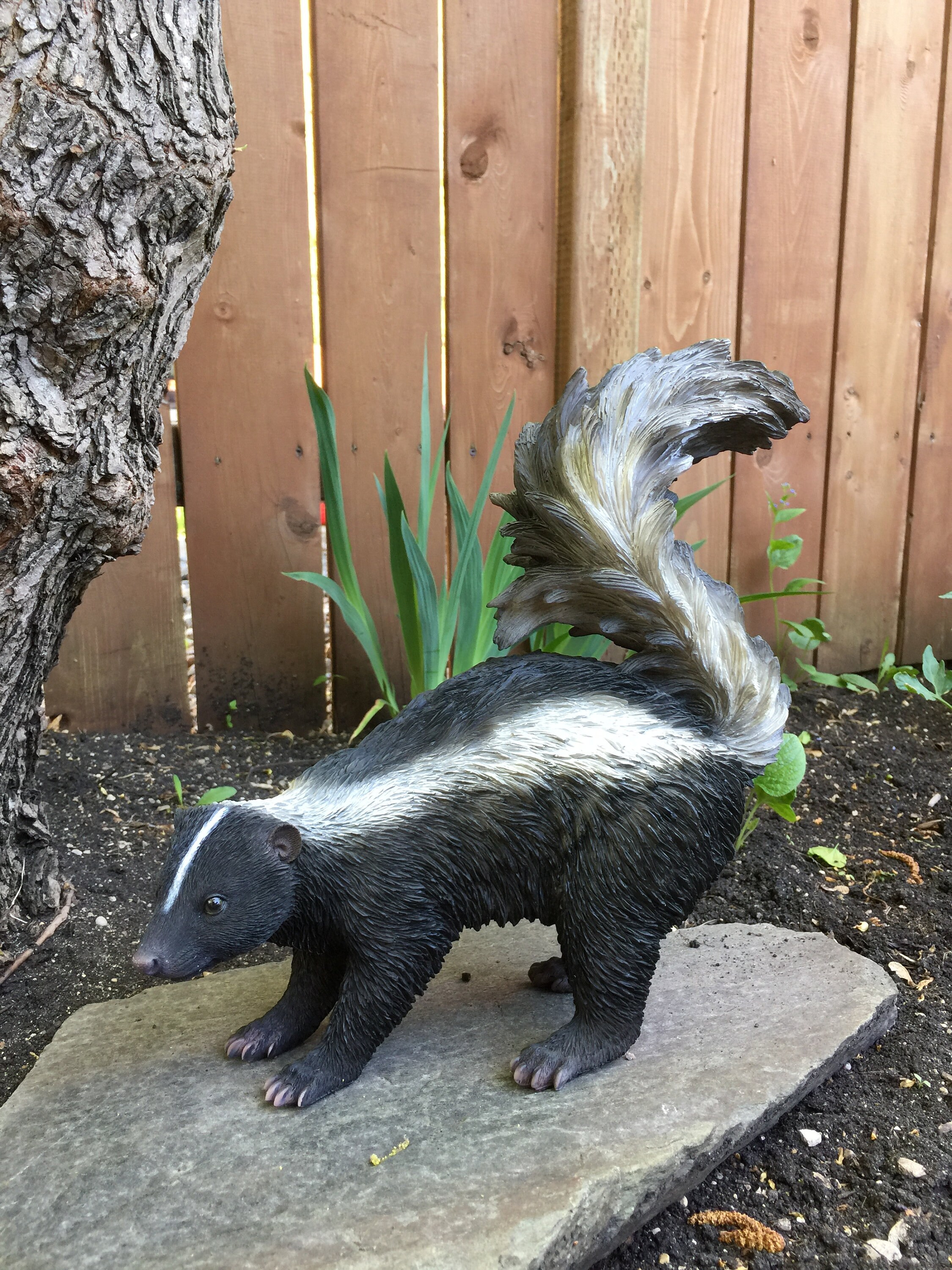 Skunk Figurine Statue Countryside Animal Home Garden - Etsy UK