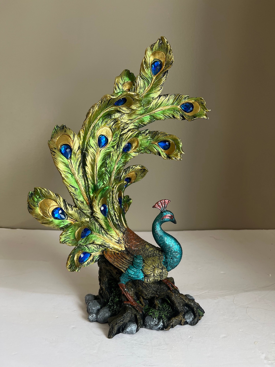 Peacock Figurine /colorful Display/ Statues Birds Resin/ Colorful ...