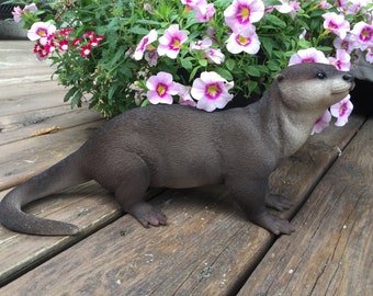 Otter Garden Statue - Etsy