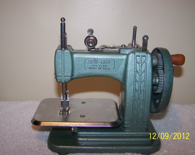 1950s Sew-rite Toy Sewing Machine Made in USA - Etsy