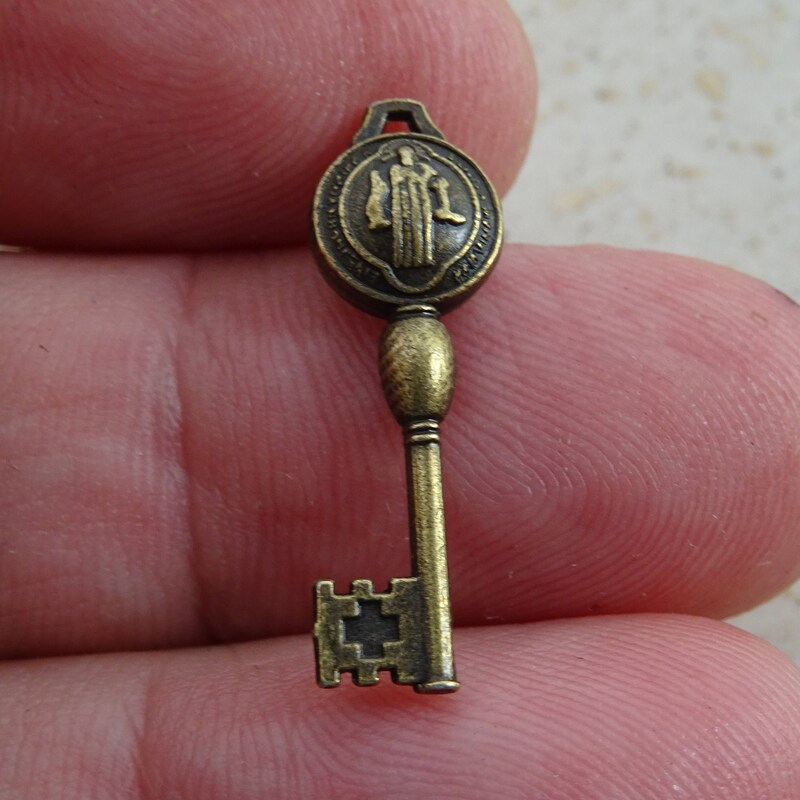 Skeleton Key Art - Etsy