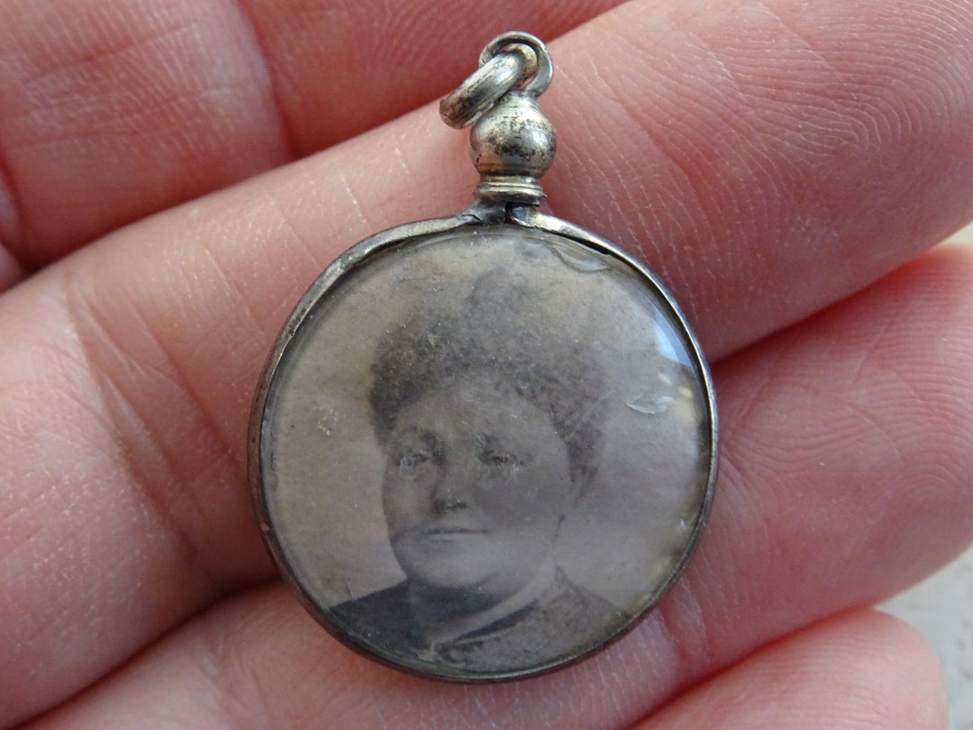 Antique French Silver MARKED Photo Holder Locket Medal Medallion Photo ...