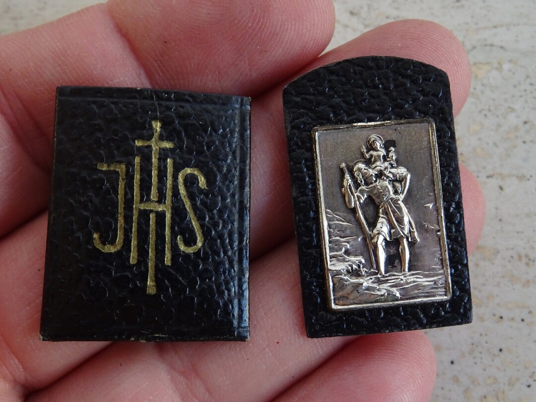 Religious Vintage Catholic Shrine Holder of Leather With Plaque of ...