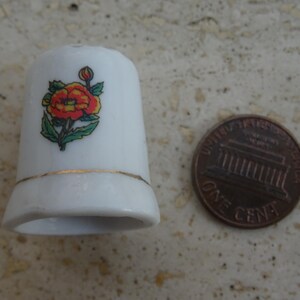 Vintage Porcelainen Thimble Thimbleful With Flower of a Rose. ( B 22 ...