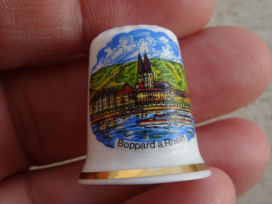 Vintage Porcelainen Thimble Thimbleful With Travel Shield Thimble Crest ...