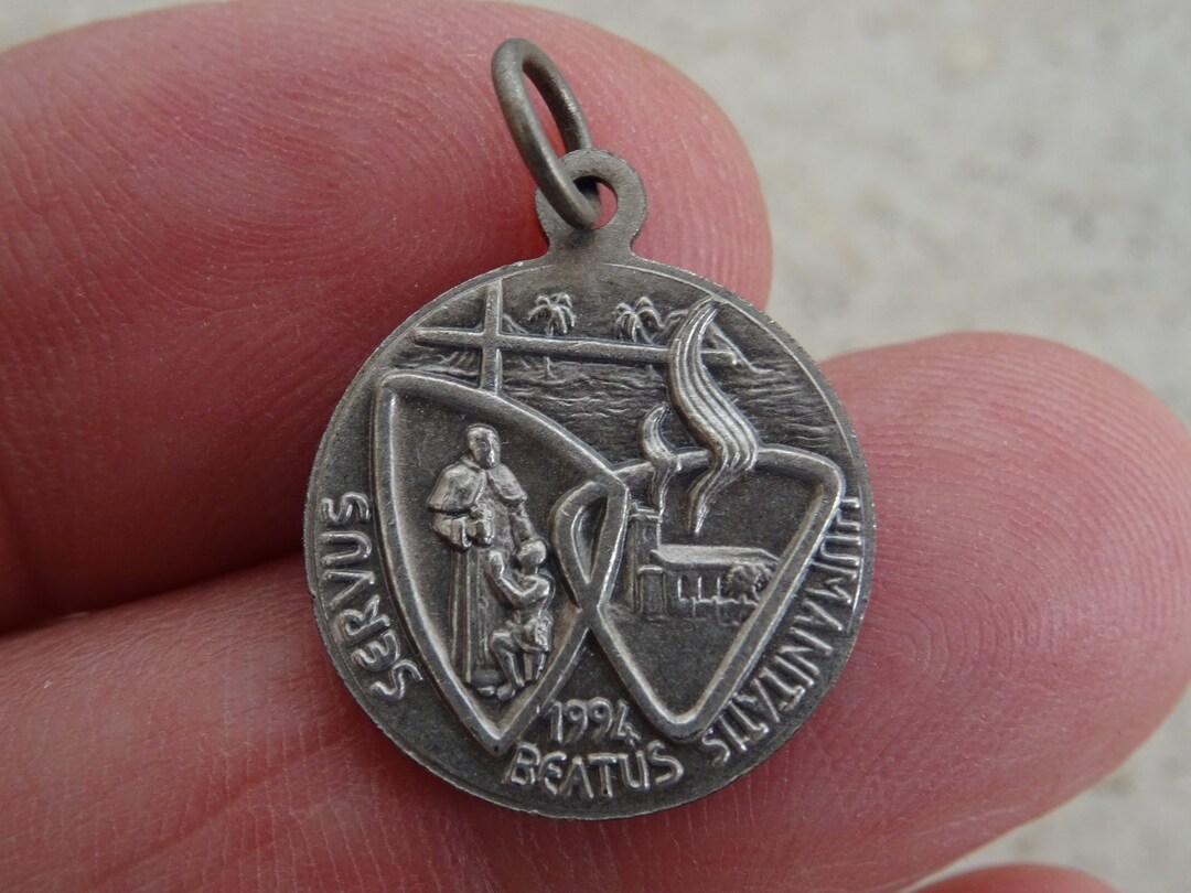 Religious Antique Catholic Silver Plated Medal Pendant Medaillon Holy ...