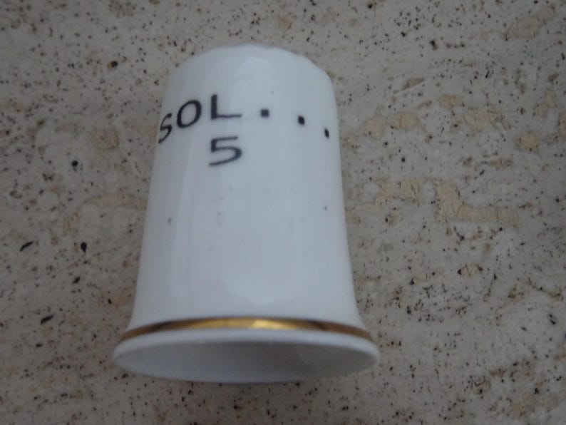 Vintage Porcelainen Thimble Thimbleful With Stave of Musical Notation ...