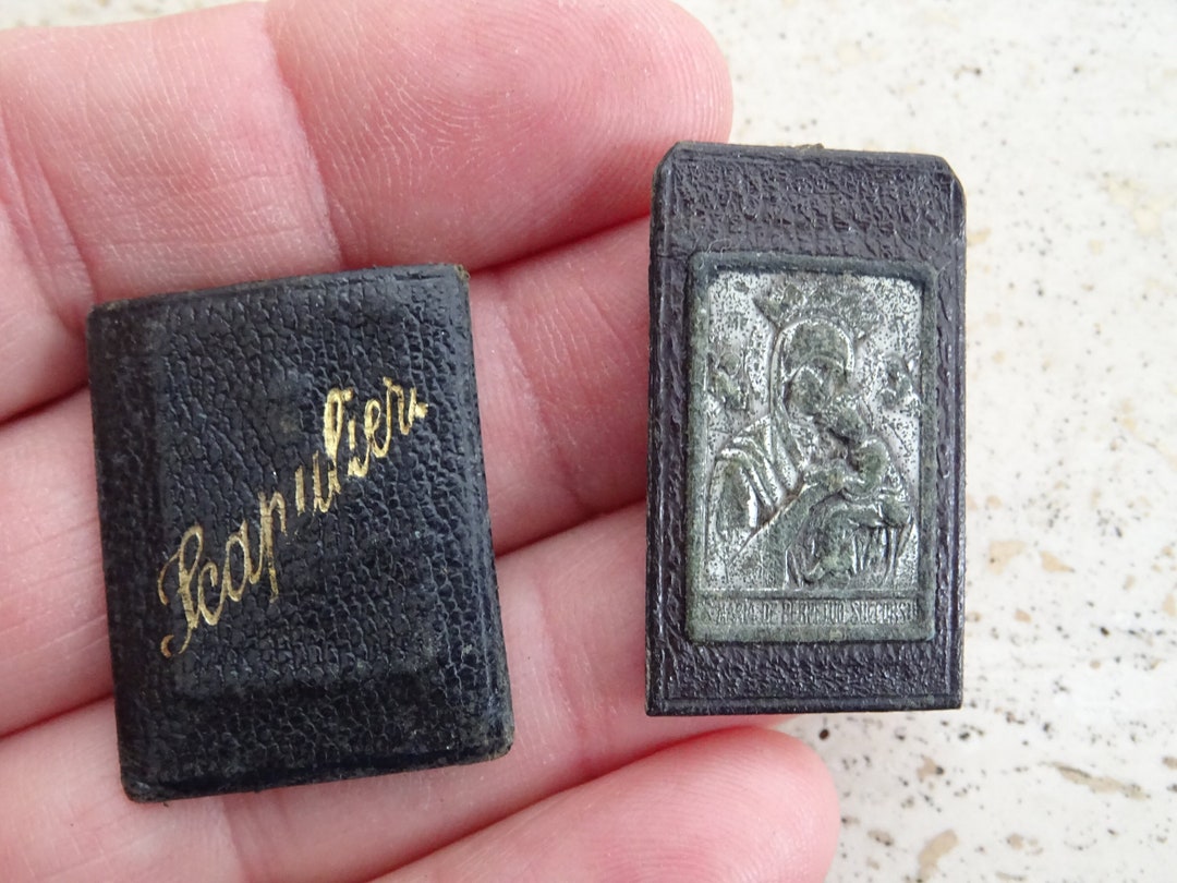 Religious French Antique Catholic Leather Shrine Locket of Holy Virgin ...