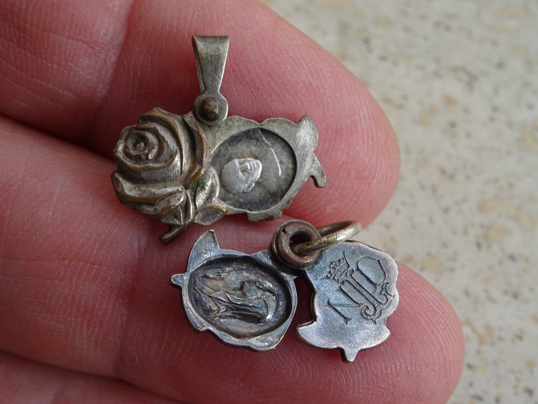 2 Religious Antique French Silver Plated Catholic Lockets - Etsy