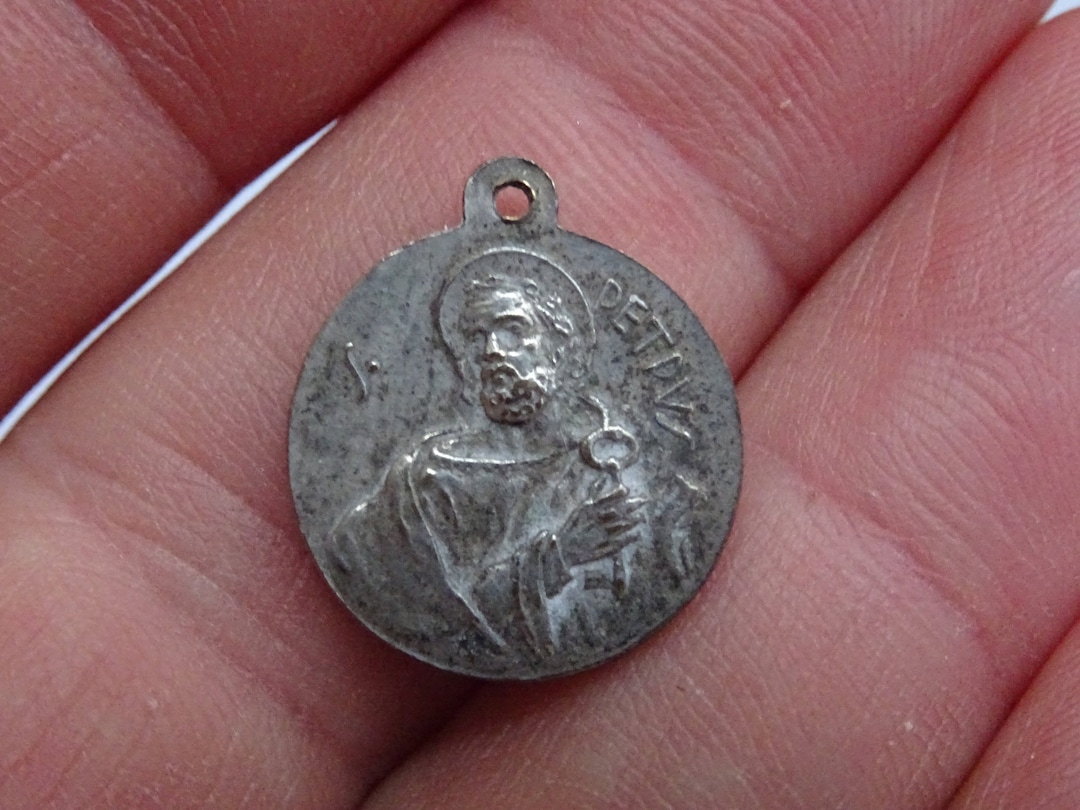 Religious Catholic Silvered Medal Pendant Medallion Holy Charm of Saint ...