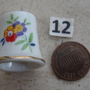 Vintage Porcelainen Thimble Thimbleful With Flowers. ( EE 12) - Etsy