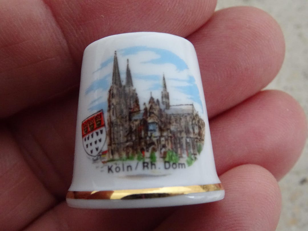 Vintage Porcelainen Thimble Thimbleful Souvenir of Koln in Germany. ( BB 18 ) - Etsy