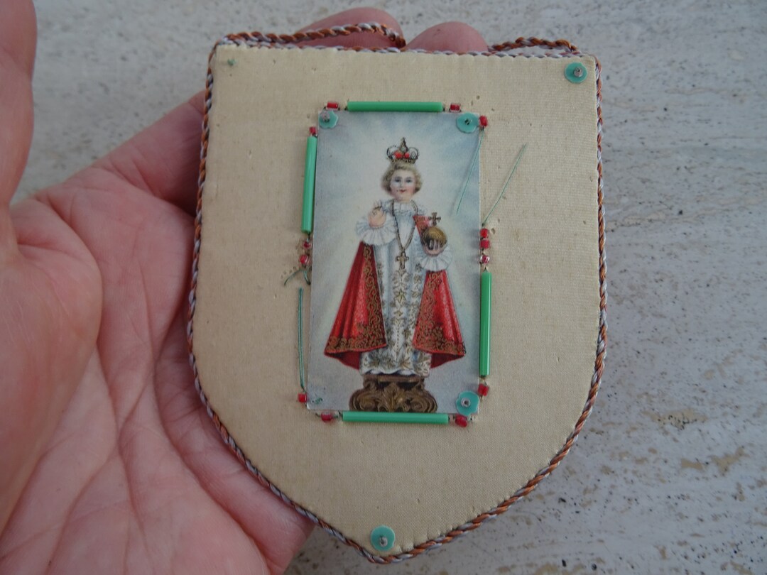Religious Shrine Relic Medal Pendant Charm of Cloth With Infant Christ ...