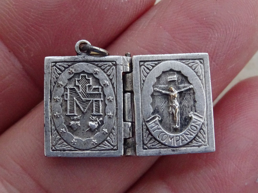 Religious Antique Catholic Locket Mover Pendant Medal of Holy Virgin ...