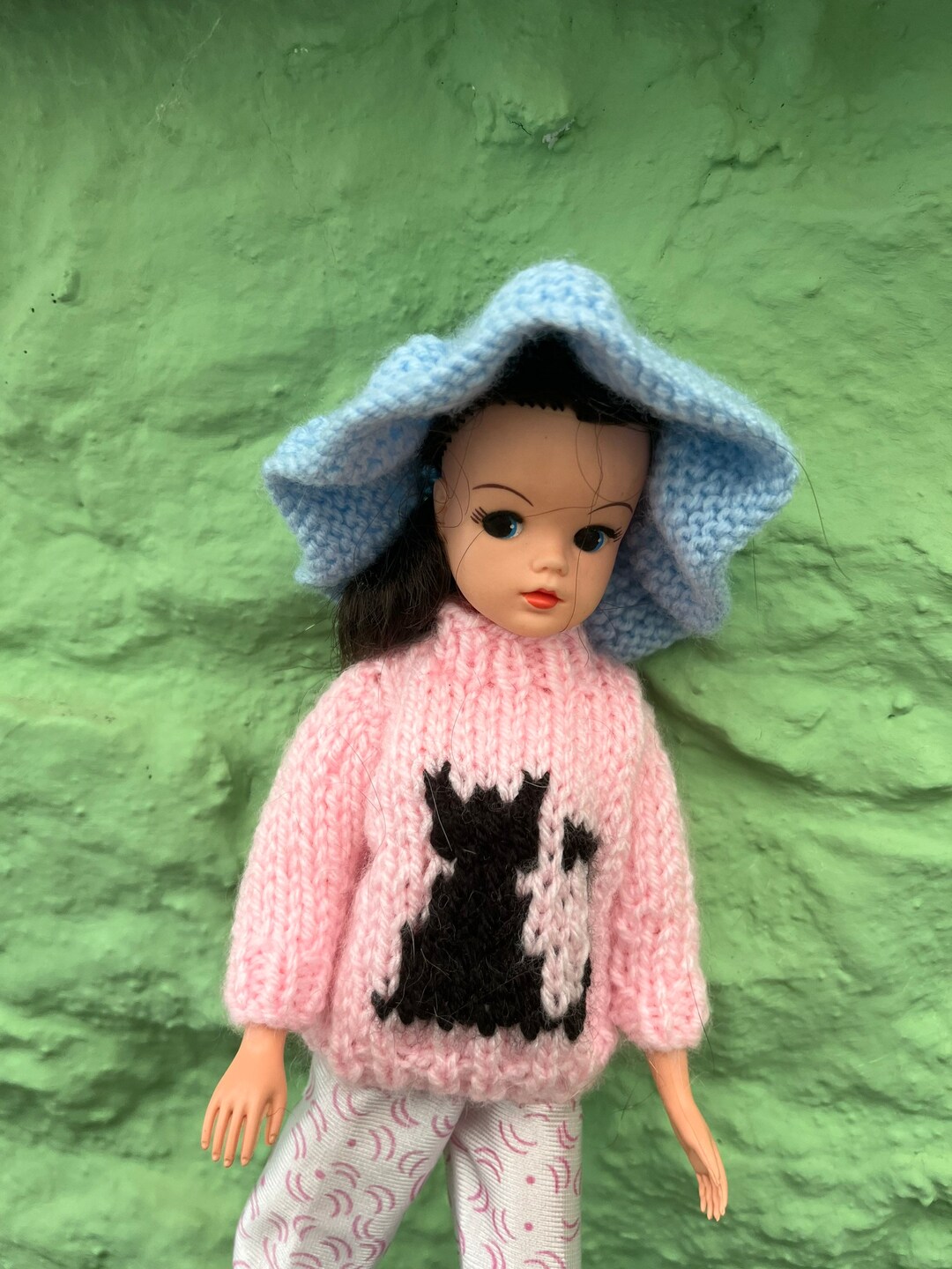 Sindy / Barbie / Patch Size Hand Knitted Blue Sun Hat Bonnet Various ...