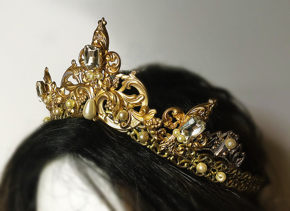 Bridal Tiara--wedding Tiara--tudor Crown--medieval Crown--wedding ...