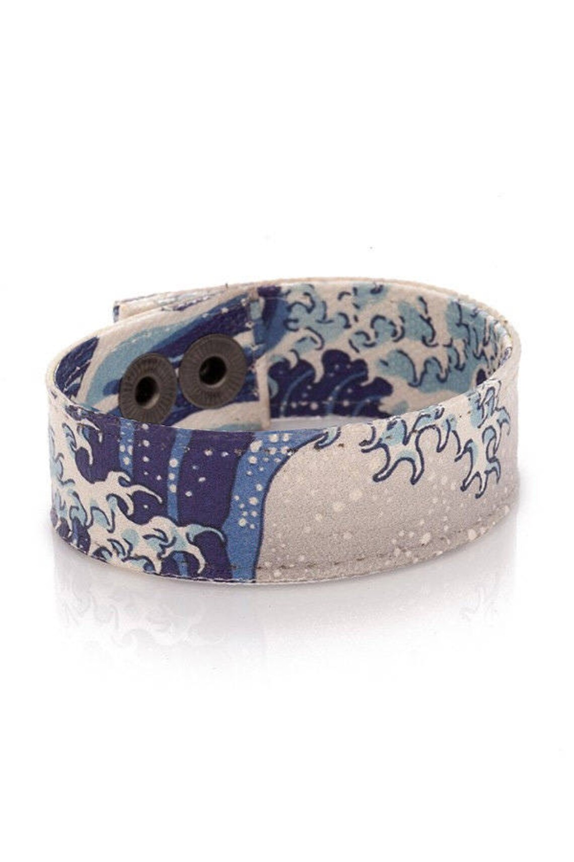 The Great Wave off Kanagawa Bracelet | Etsy