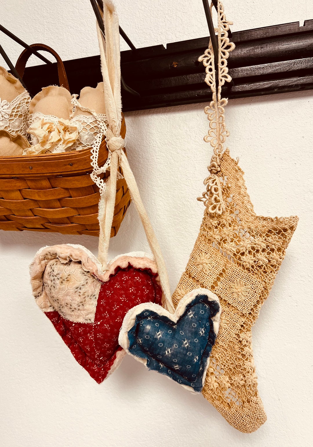 Antique Quilt Double Hearts Flag Peg Hanger Red & Blue Patriotic Peg ...