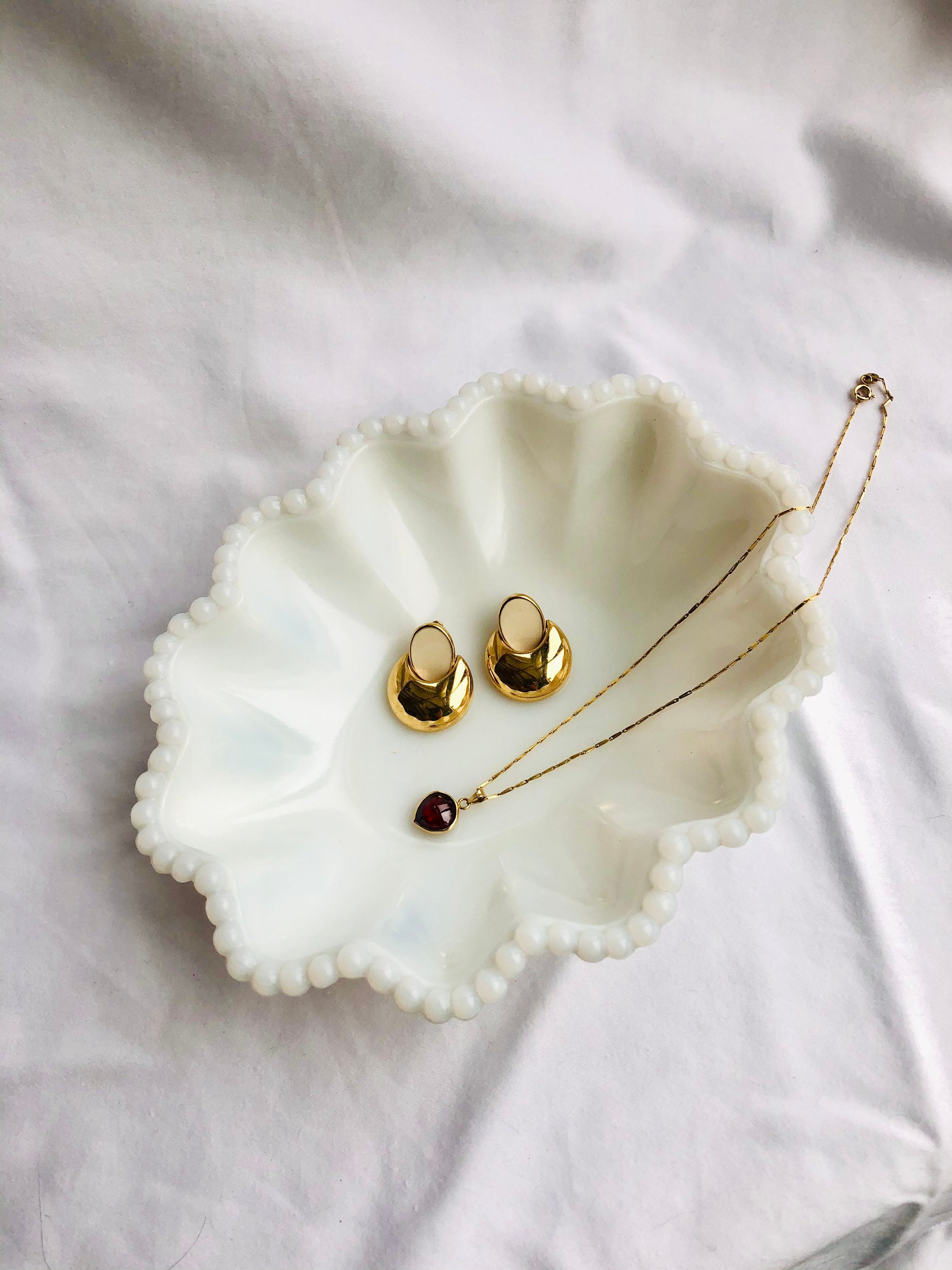 Vintage White Milky Glass Tray With Wavy Edge - Etsy