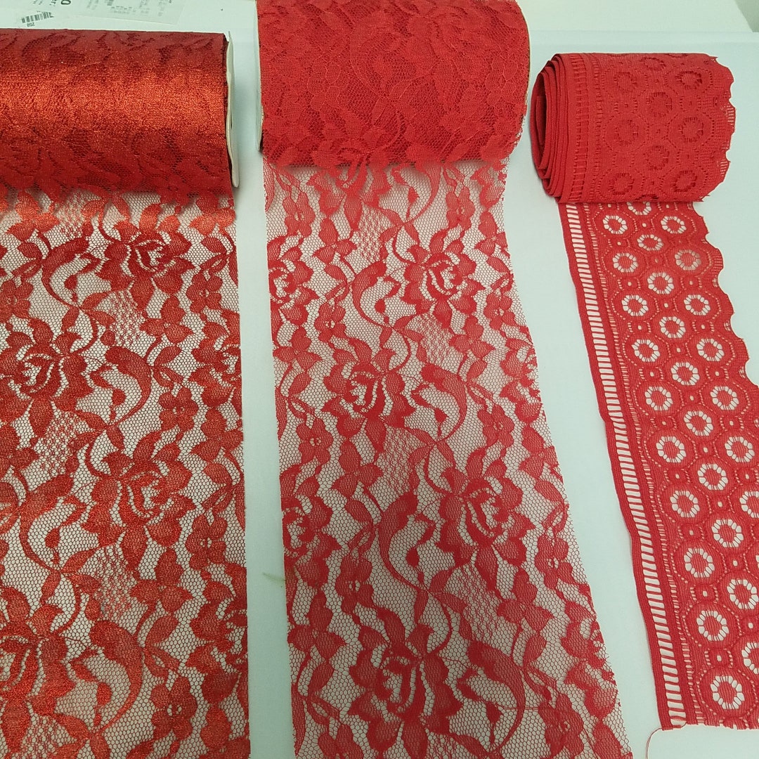 3 Rolls of Red Lace Ribbon, 6 Lace Ribbon, 4 Lace Ribbon, Wreath ...