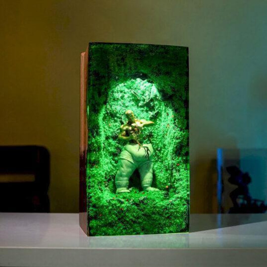 Self-made Man Statue Night Light Ver 1, Inspirational Art Resin Lamp ...