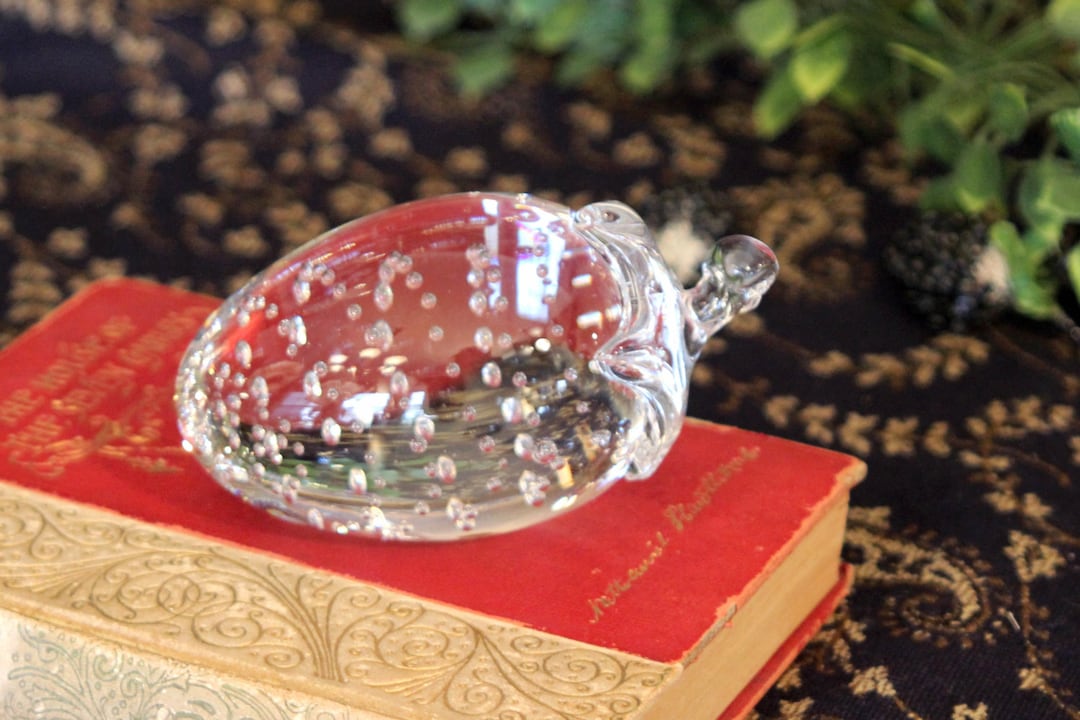 Glass Paperweight Strawberry - Clear Glass Paperweight With Controlled ...