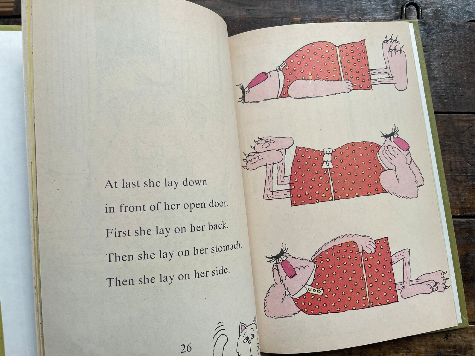 Scarlet Monster Lives Here by Marjorie Weinman Sharmat ~ Weekly Reader ...