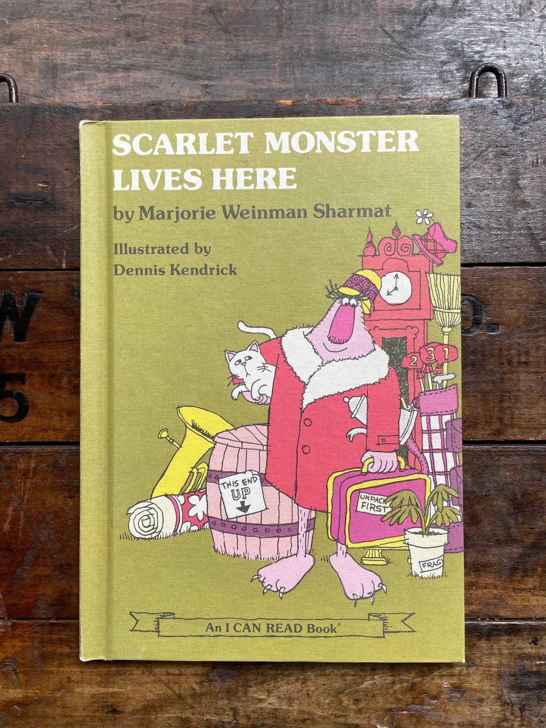 Scarlet Monster Lives Here by Marjorie Weinman Sharmat ~ Weekly Reader ...