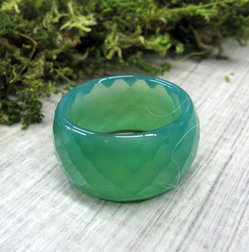 Solid Gemstone Ring Green Agate Wide Faceted Band Carved Stone Ring ...