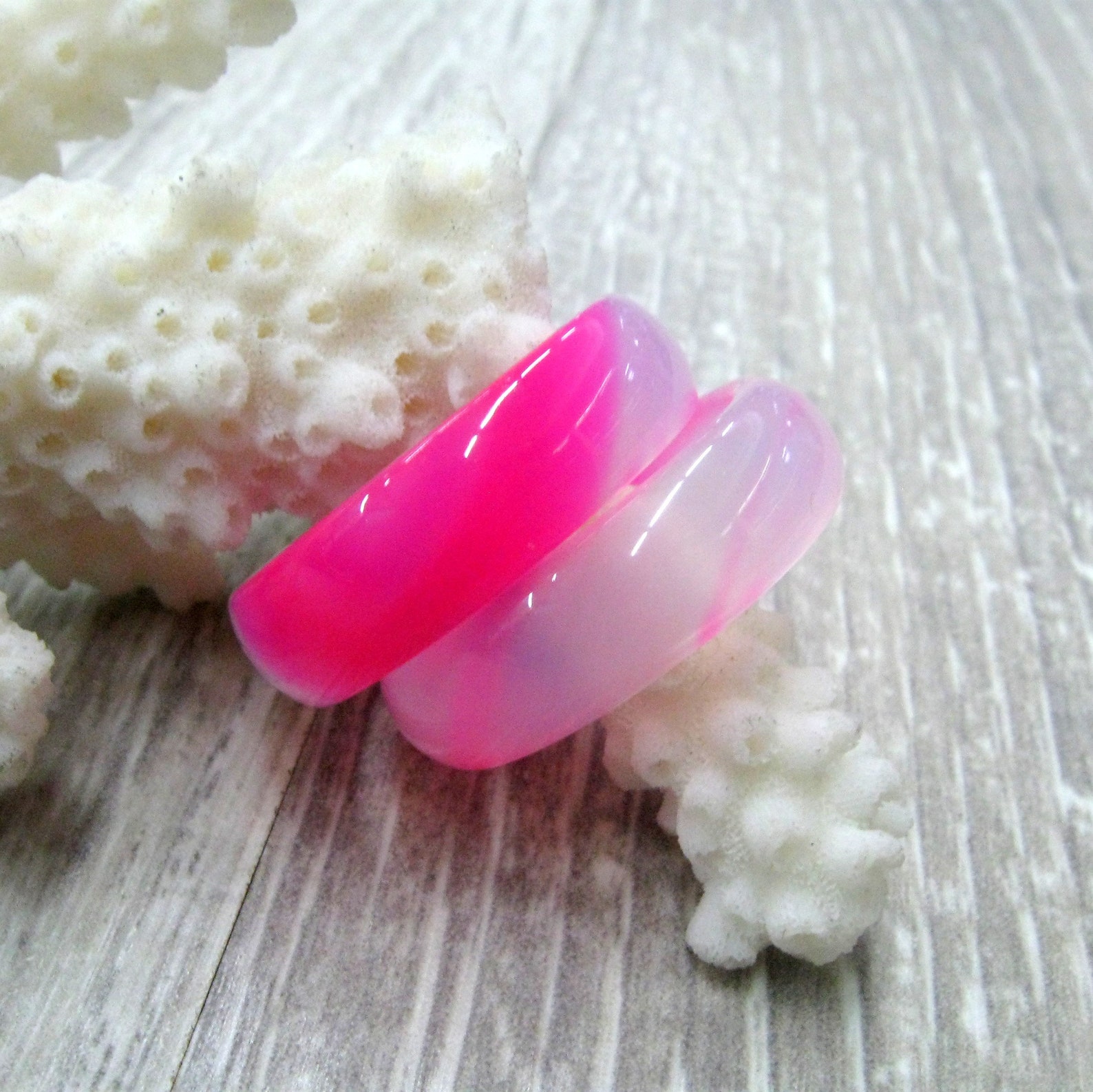 Hot Pink Agate Gemstone Band Ring Size4 6 7 8 9 10 Carved Stone Band ...