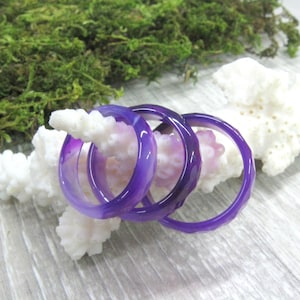 Lilac Purple Gemstone Bands Dyed Agate Carved Stone Ring Faceted Agate ...