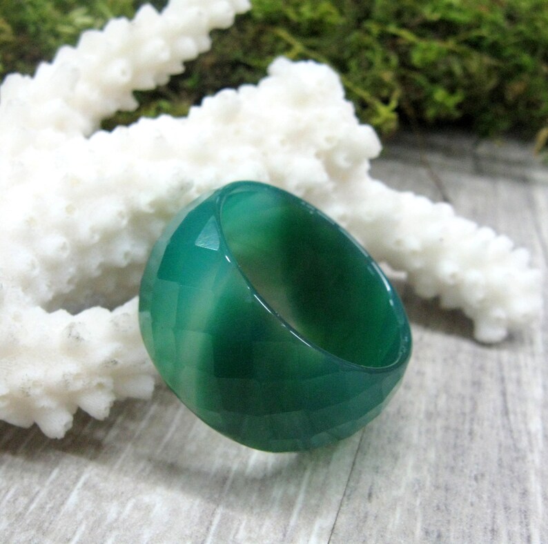 Solid Gemstone Ring Green Agate Wide Faceted Band Carved Stone Ring ...