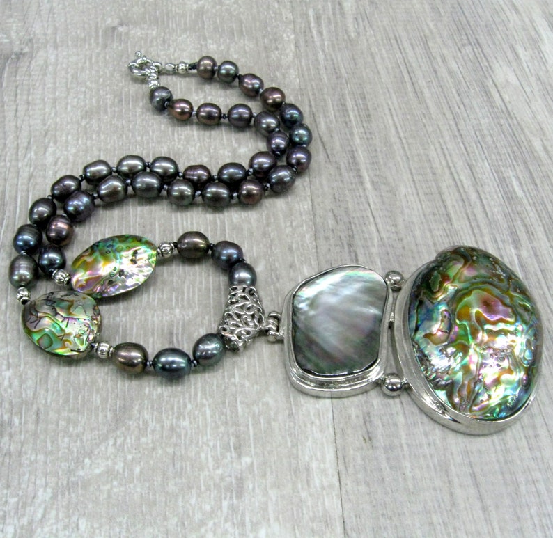 Rainbow Abalone Gray Pearl Mother of Pearl Statement Necklace - Etsy