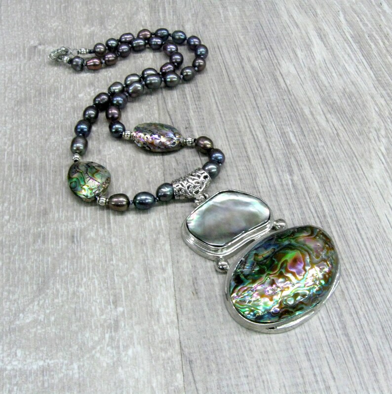 Rainbow Abalone Gray Pearl Mother of Pearl Statement Necklace - Etsy