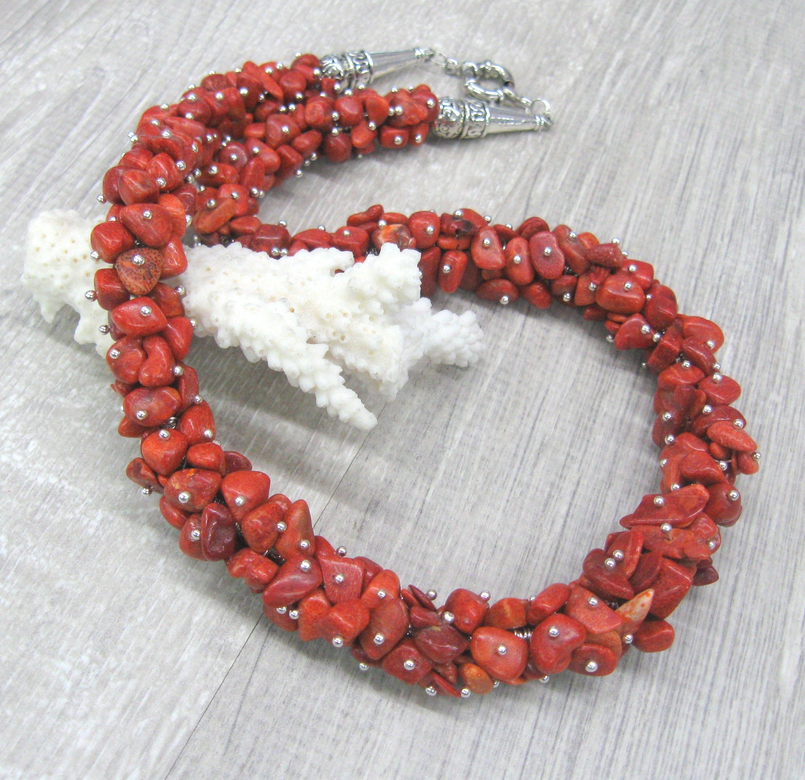 Chunky Red Coral Necklace Natural Sponge Coral Chips Beaded Cluster ...