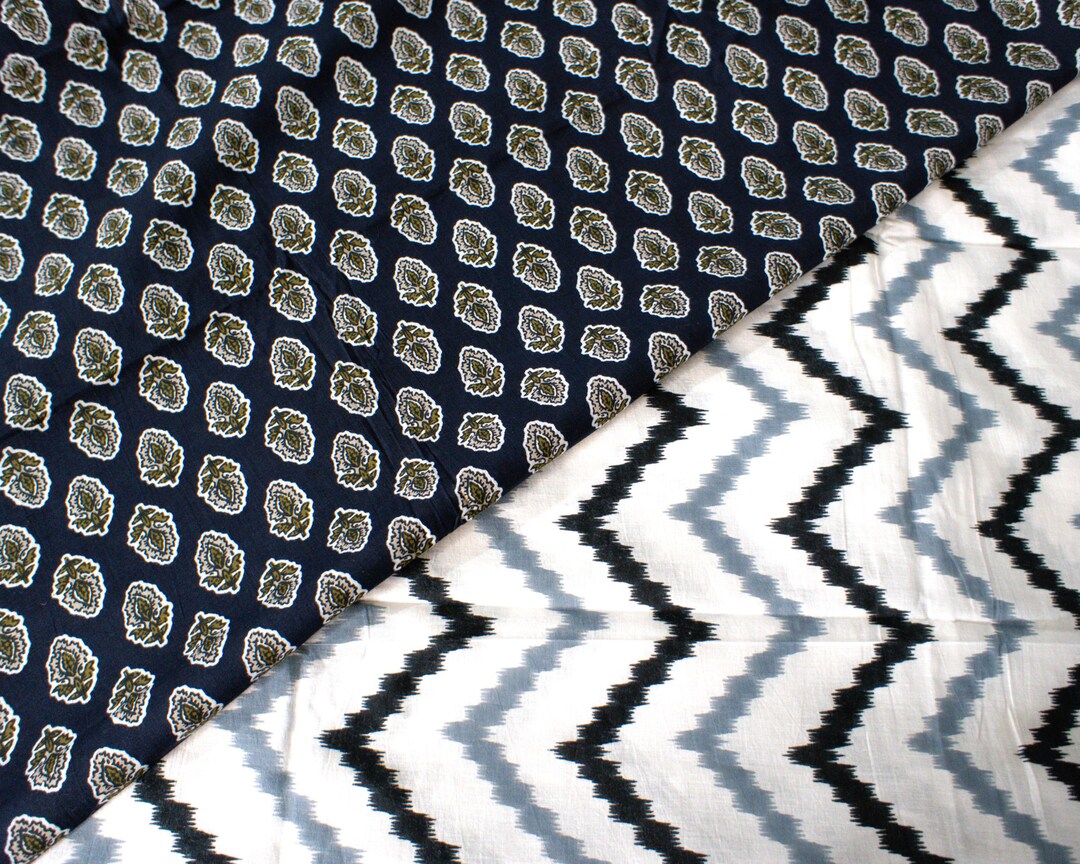 Navy Blue Floral Screen Print Cotton Fabric: Soft Lightweight 2.5 Yards ...