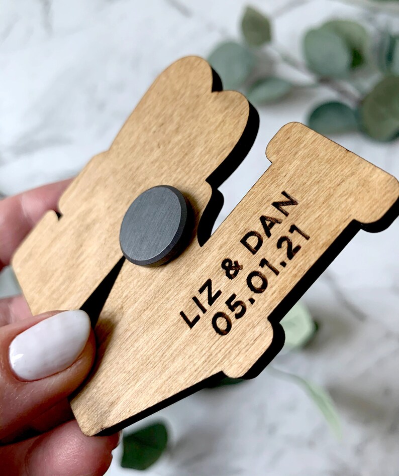 CUSTOM Love Magnet Wedding Favor Personalized Philly Wedding - Etsy