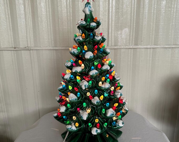 Vintage Ceramic Christmas Tree/atlantic Mold Light up Tree/vintage ...
