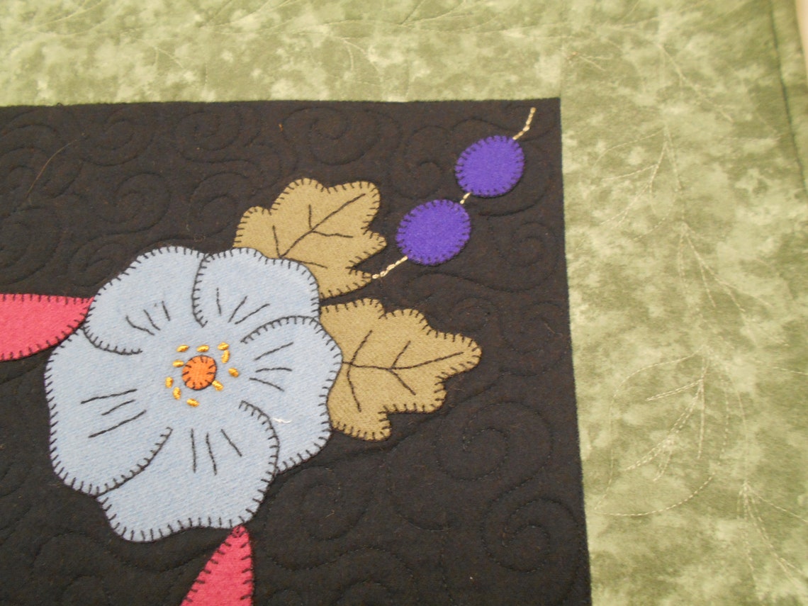 Hand Appliqued Masterpiece posie Bouquet. Wool / | Etsy